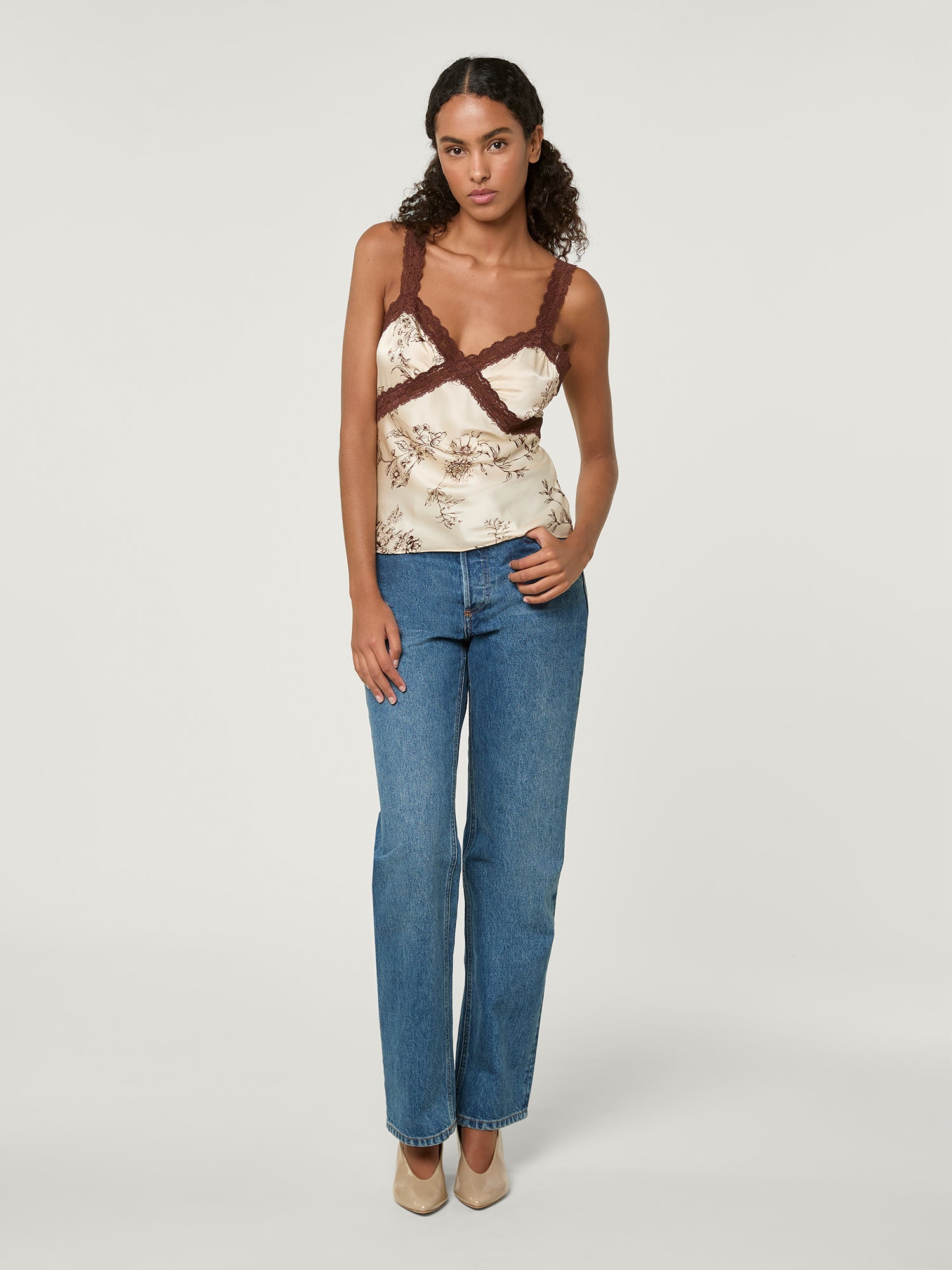 Bella Thomas • Rouje