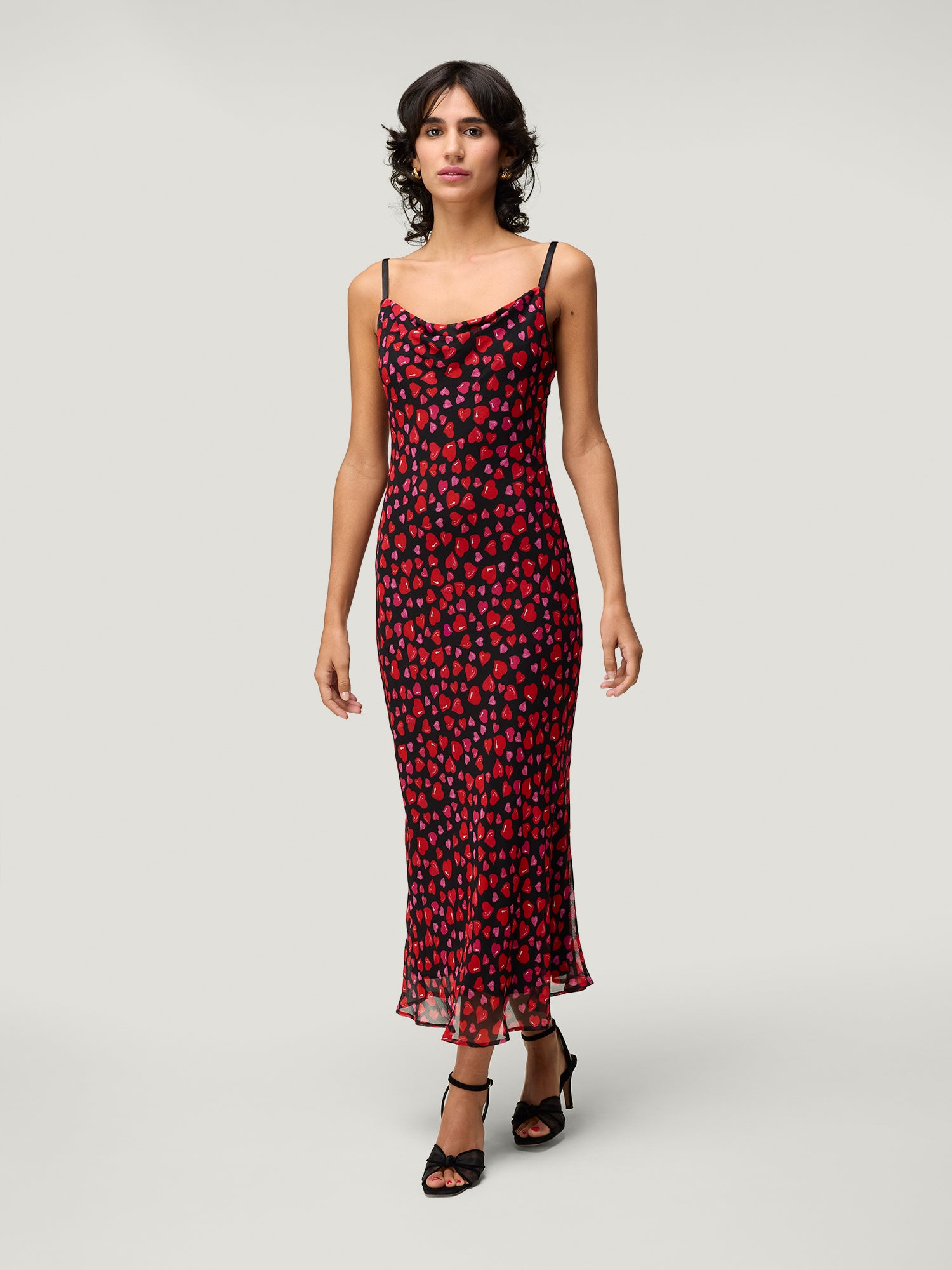 Rouje | Feminine and sensual allure - Born in Paris