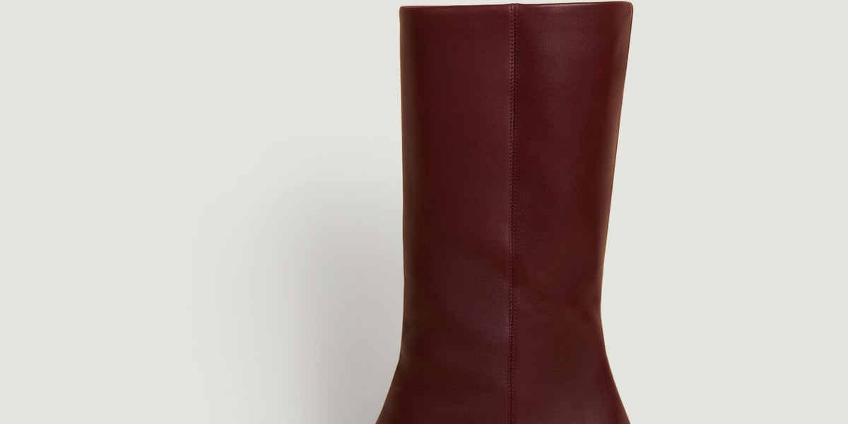 Burgundy smooth leather ankle boots | Rouje
