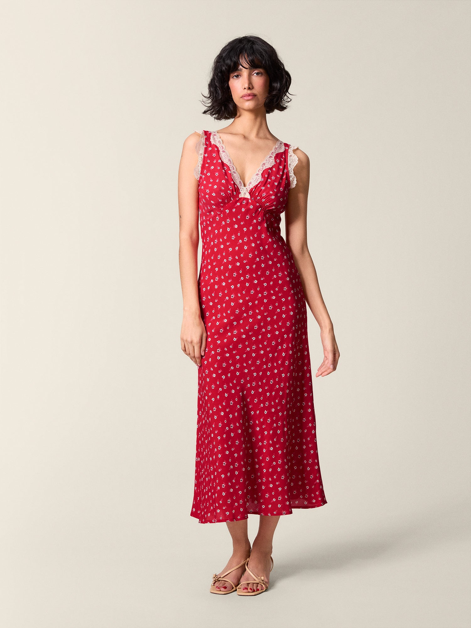 Rouje | Feminine and sensual allure - Born in Paris