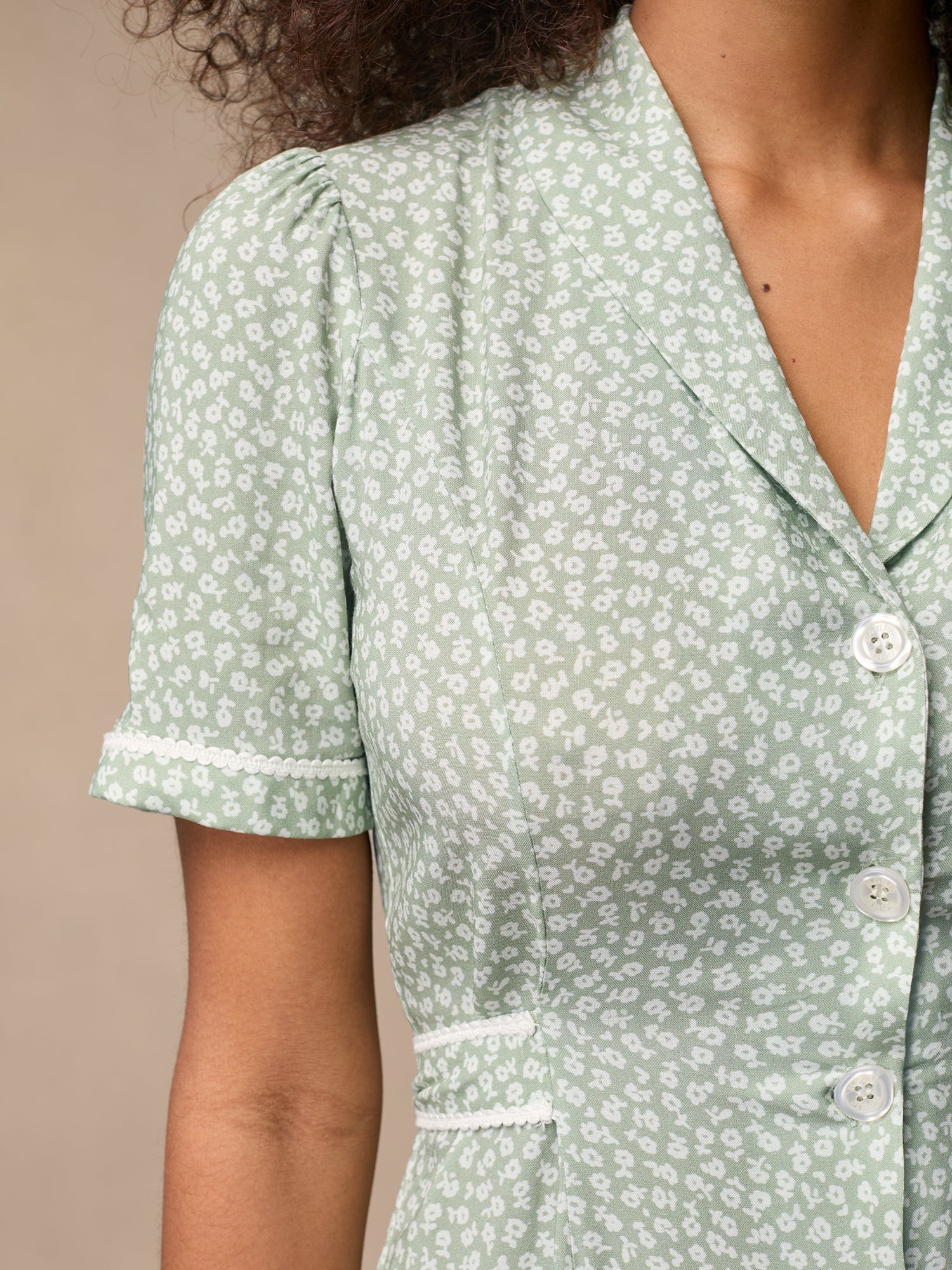 Robe midi avec ceinture ajustable | Rouje