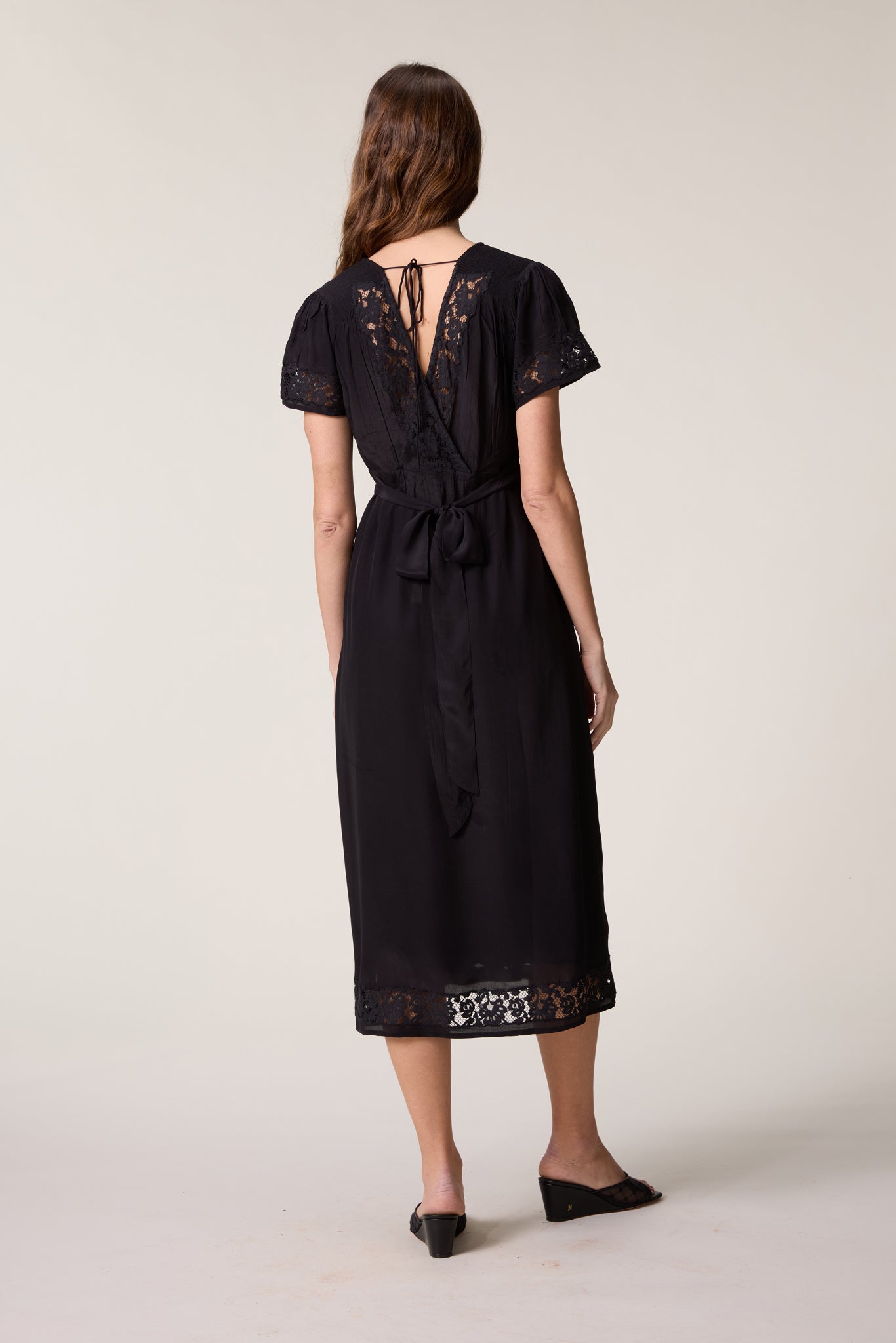 Ruthy Uni Uni Noir • Rouje