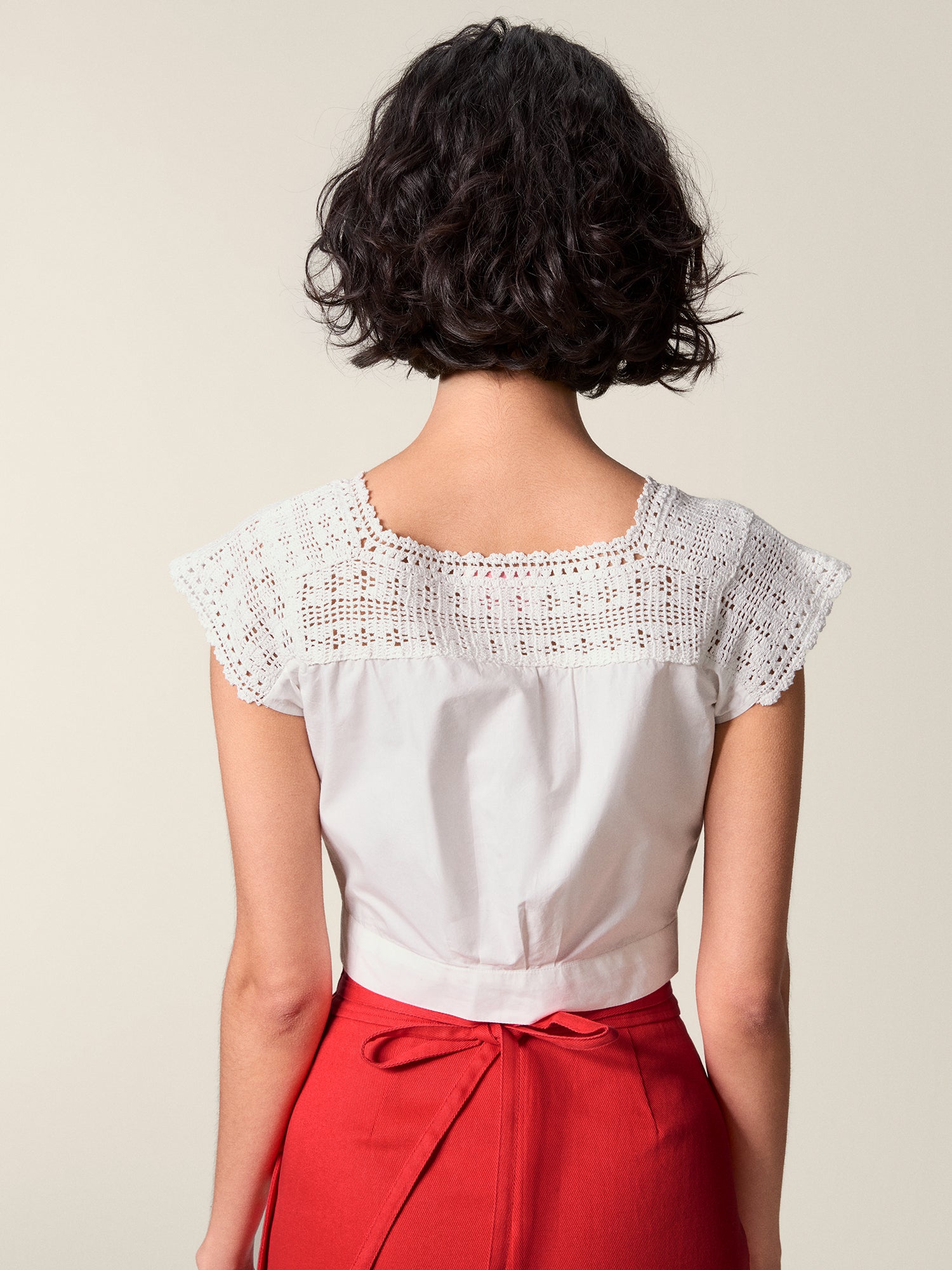 Embroidered cotton top with short sleeves | Rouje