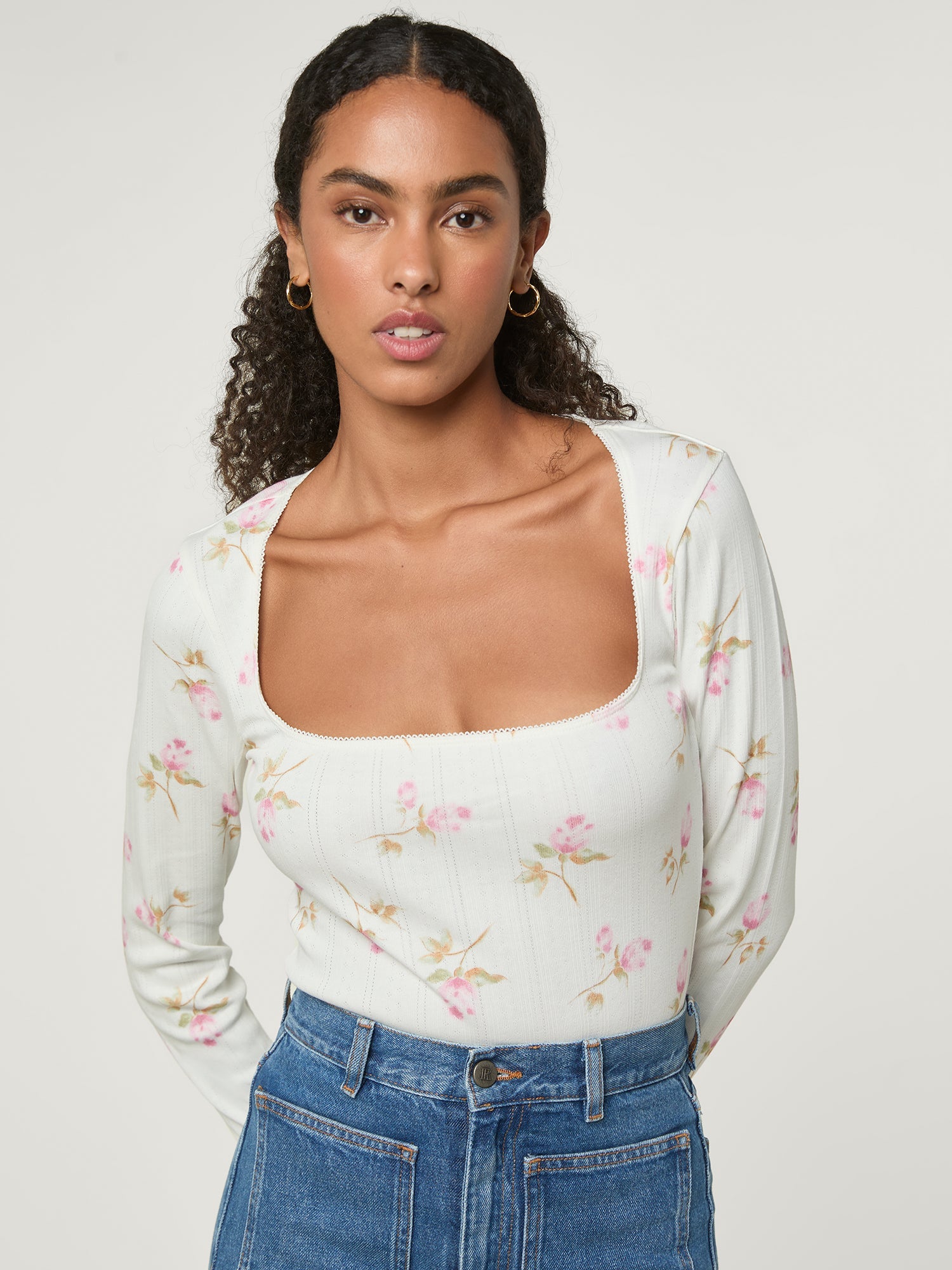 Rouje | Feminine and sensual allure - Born in Paris